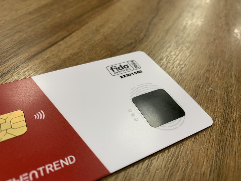 AuthenTrend FIDO2 Fingerprint Passkey – ATKey.Card NFC